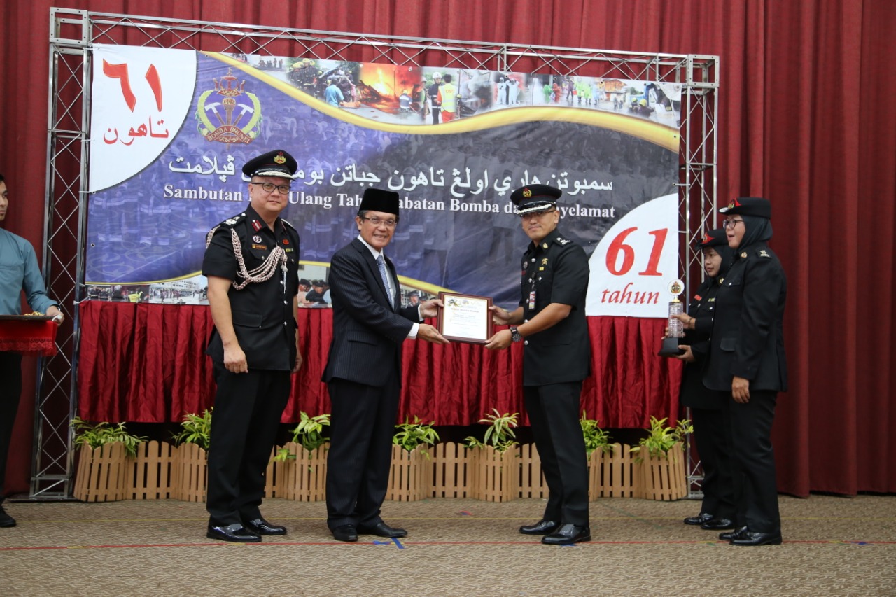 Berita Terkini - JABATAN BOMBA DAN PENYELAMAT MENYAMBUT ULANG...